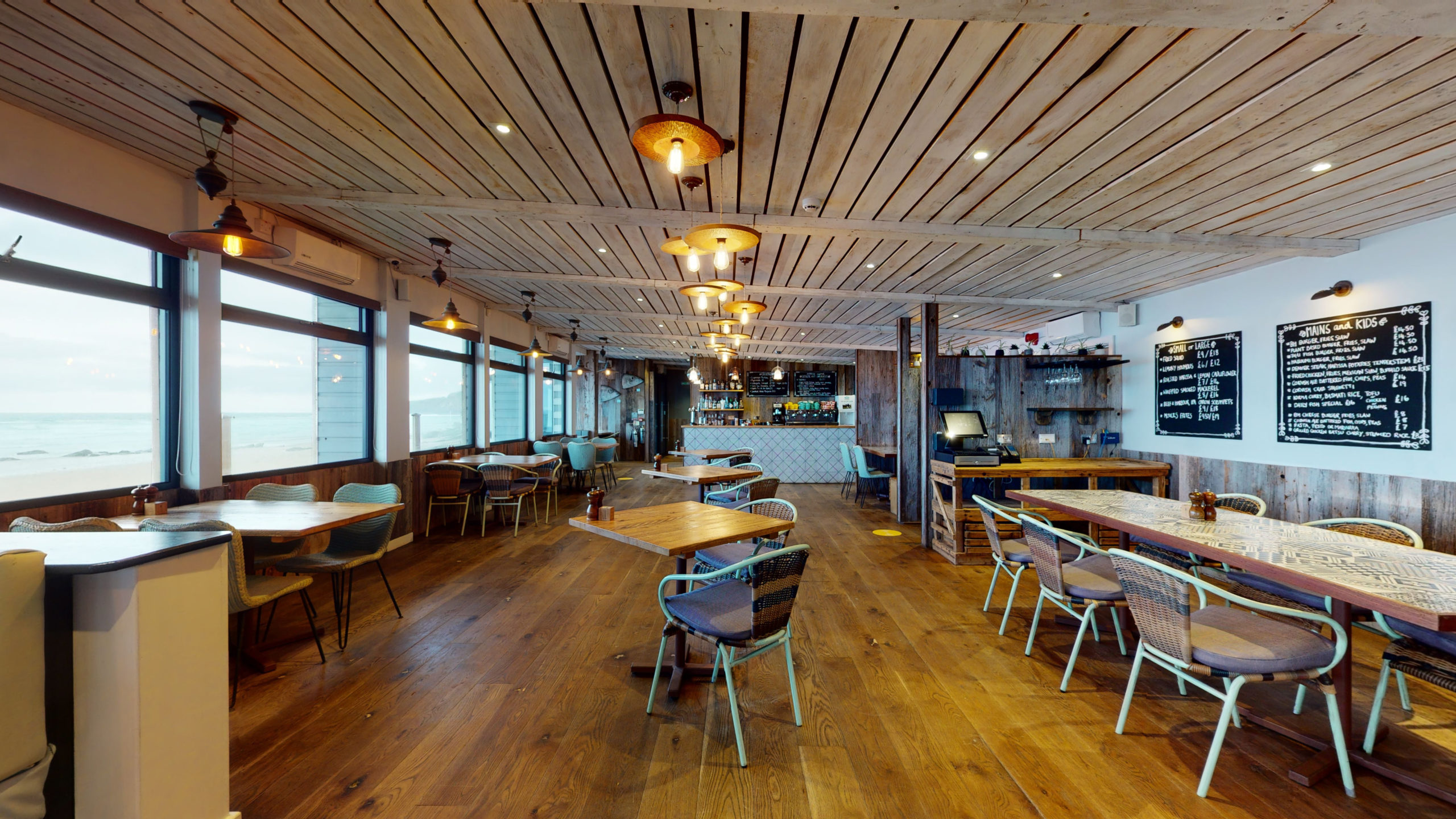Beach Restaurant Virtual Tour - Panoptic